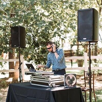 Your Go-To Wedding Vendor Checklist