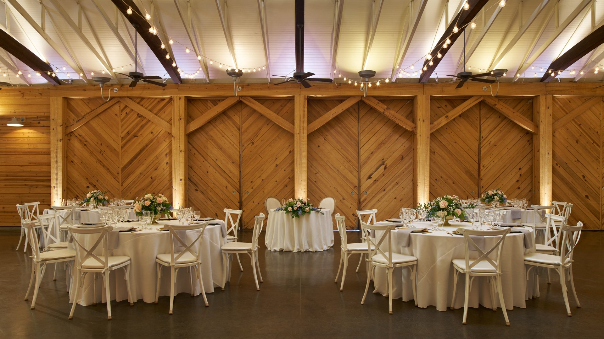 Alexander Homestead: Historic Queen Anne Victorian Wedding Estate