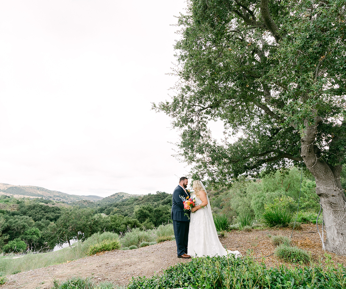 Dove Canyon: Stunning Views & Midcentury Elegance by Wedgewood Weddings