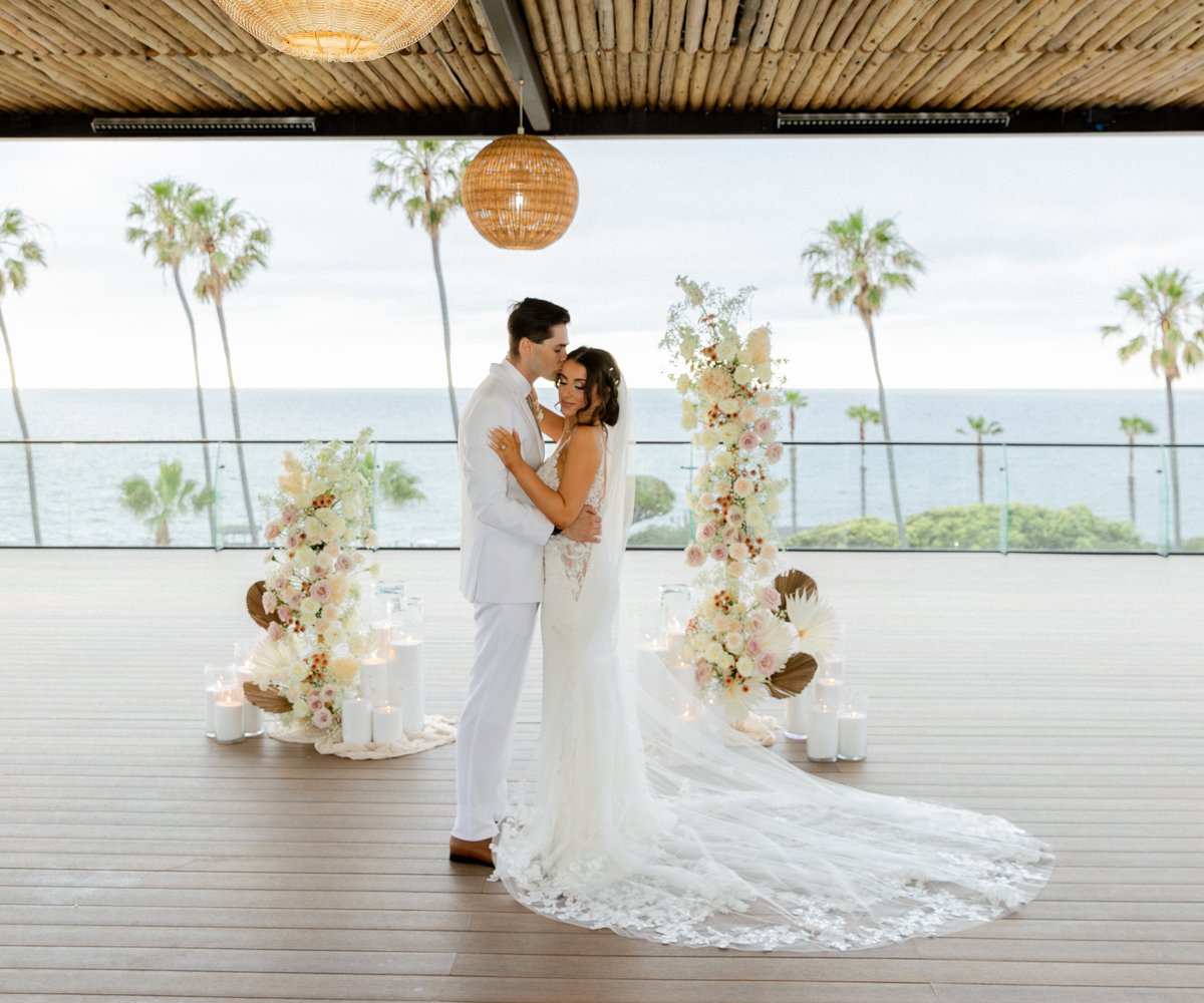La Jolla Cove Rooftop: Sky-High I Dos with Ocean Views | Chic Wedding Venue