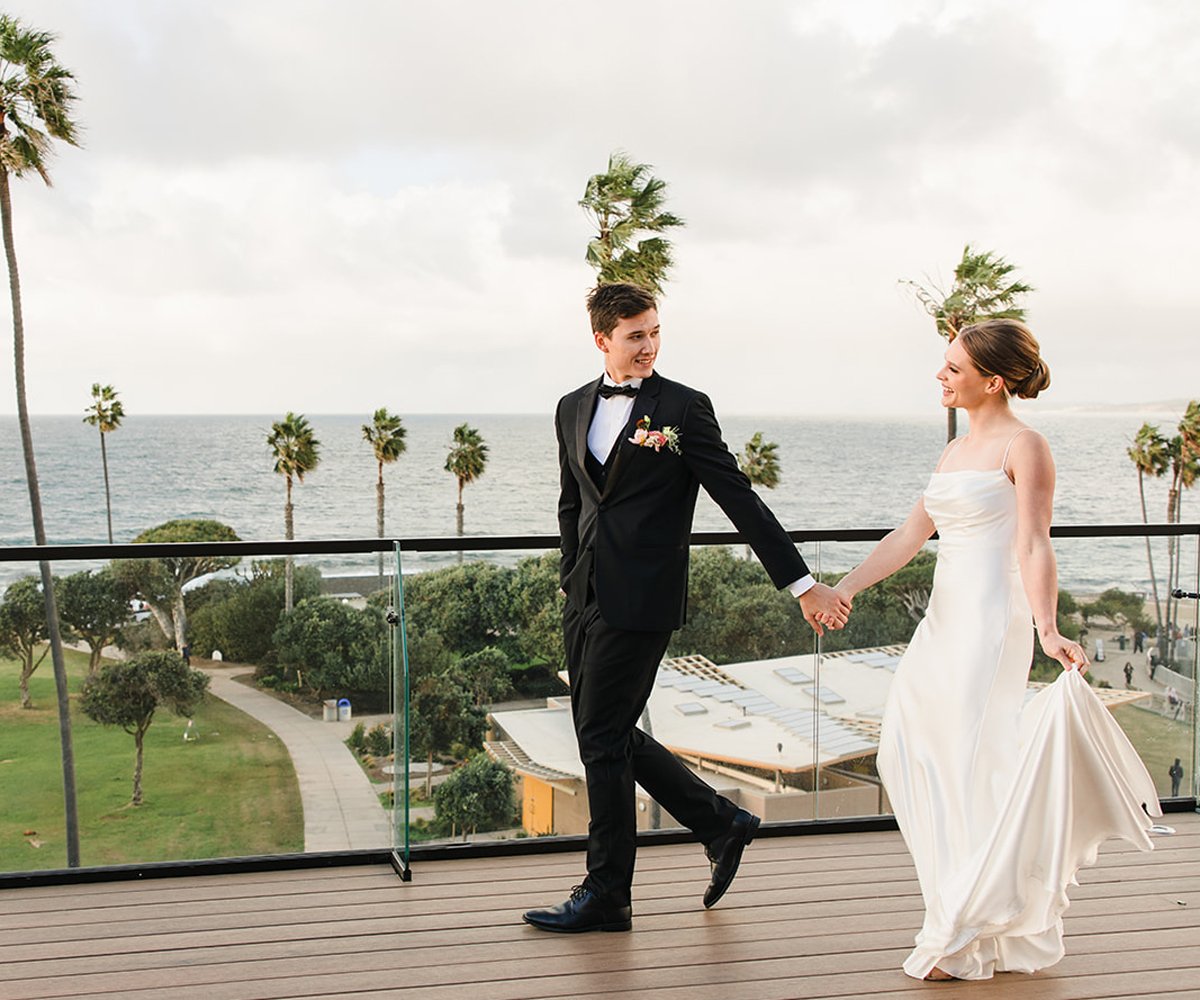 La Jolla Cove Rooftop: Sky-High I Dos with Ocean Views | Chic Wedding Venue