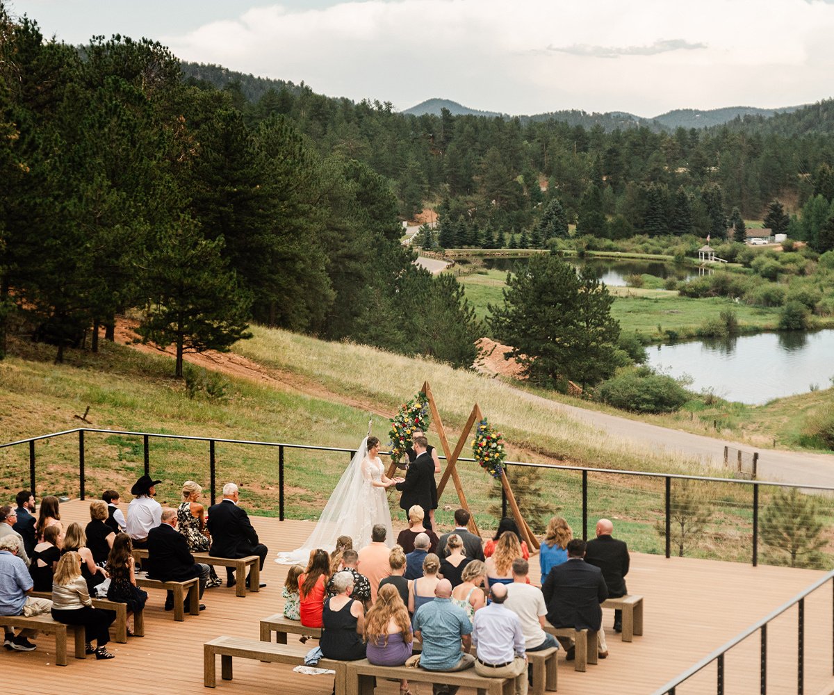 Mountain View Ranch: Ultimate CO Wedding Venue near Denver