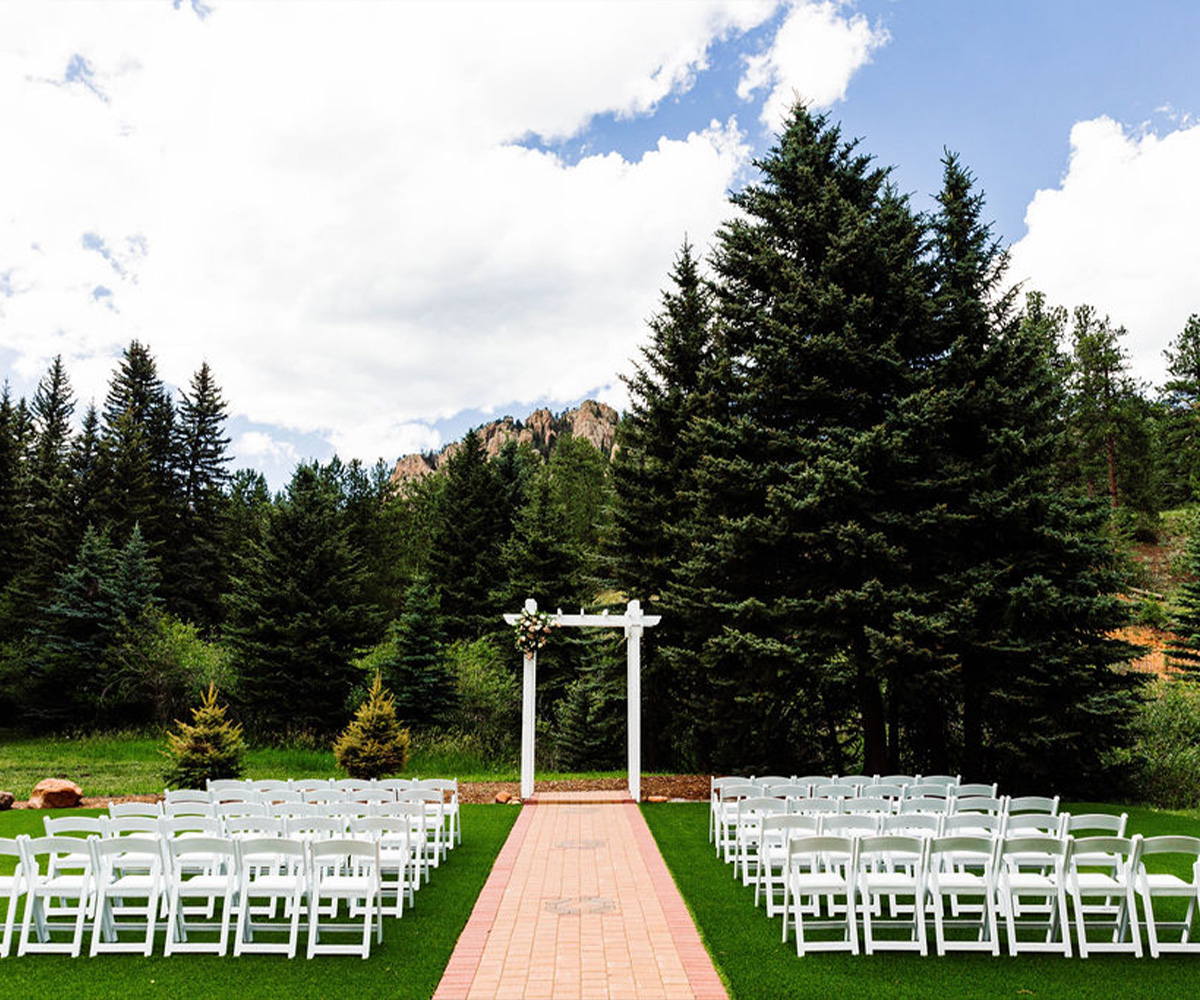 Willows at Mountain View Ranch: Rustic Chic CO Wedding Venue near Denver