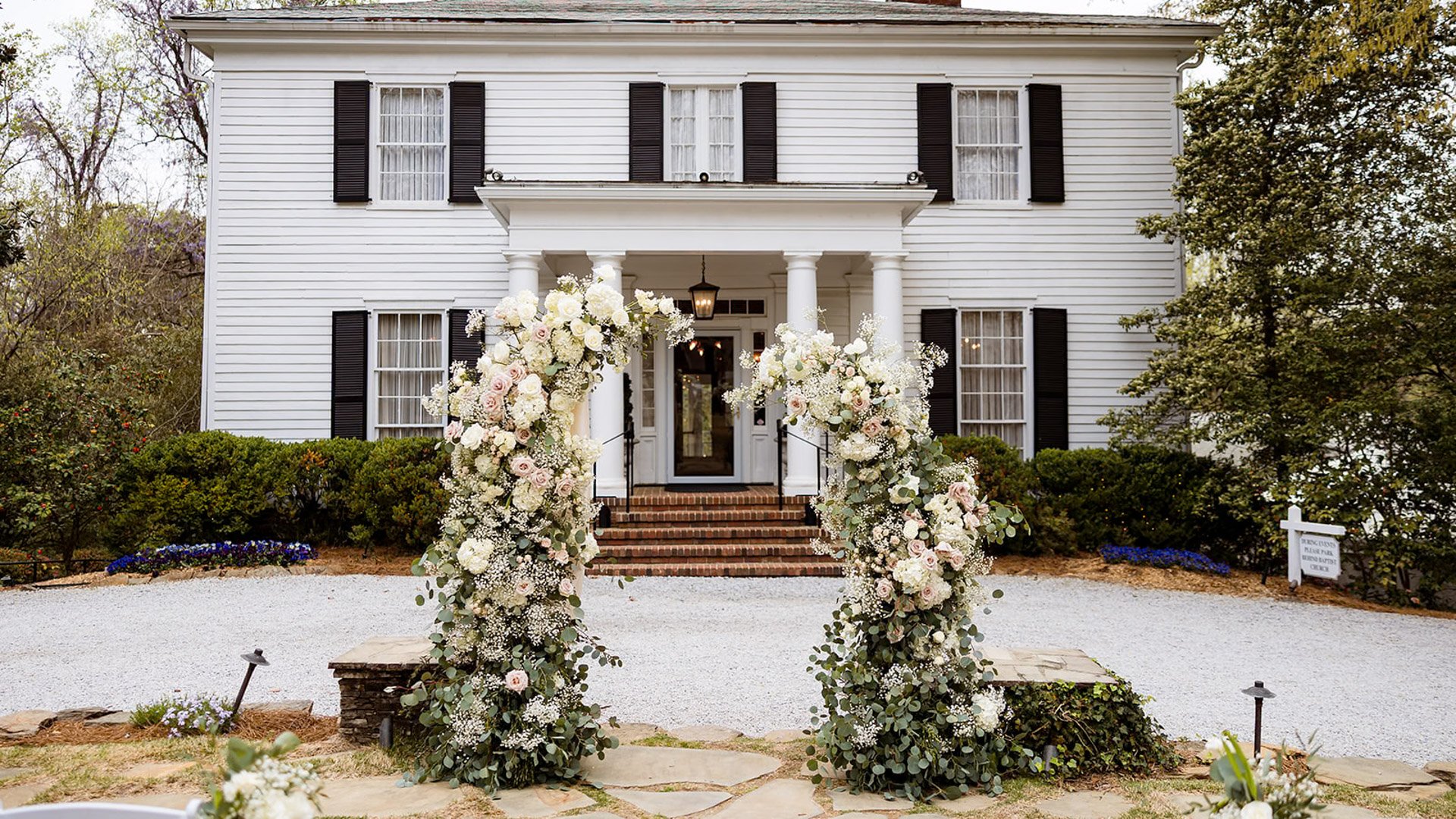 Primrose Cottage | Historic Roswell Mansion | Wedgewood Weddings