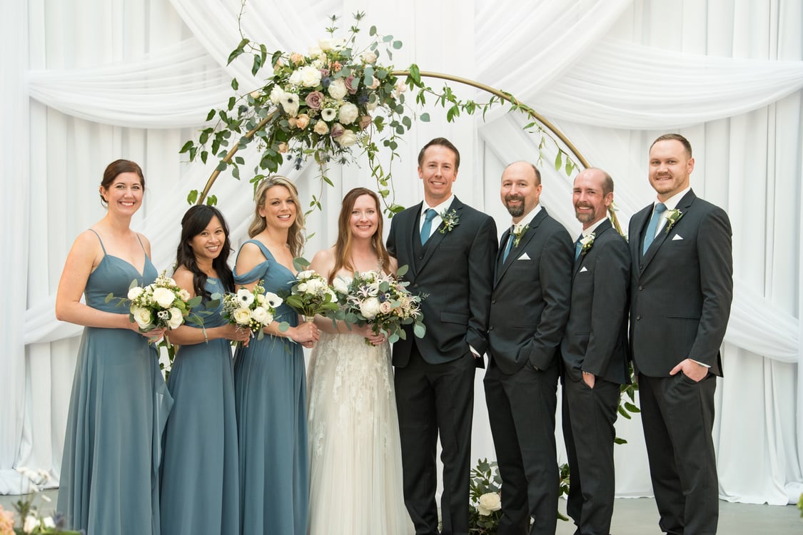16 Fun Wedding Party Photo Ideas