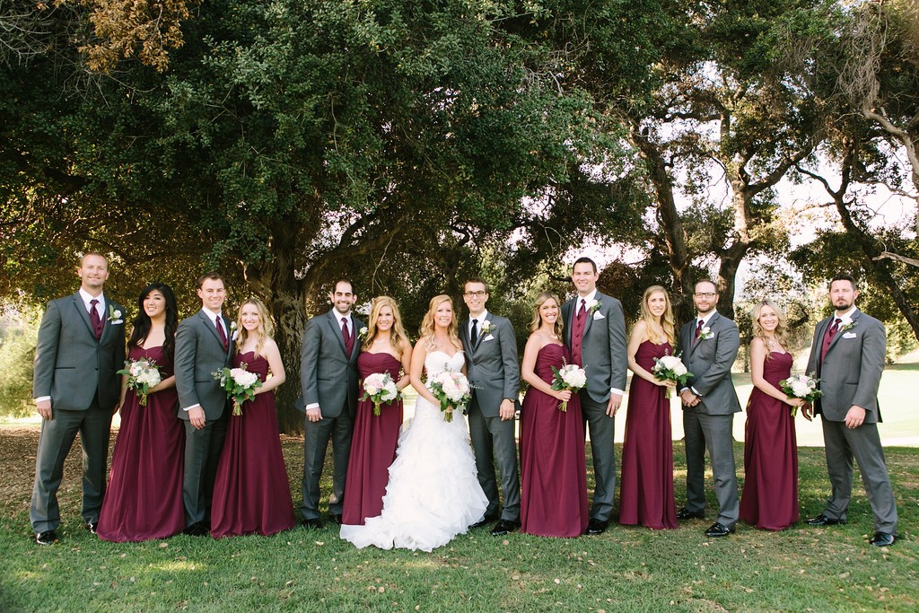 How Many People Should I Invite to My Wedding?