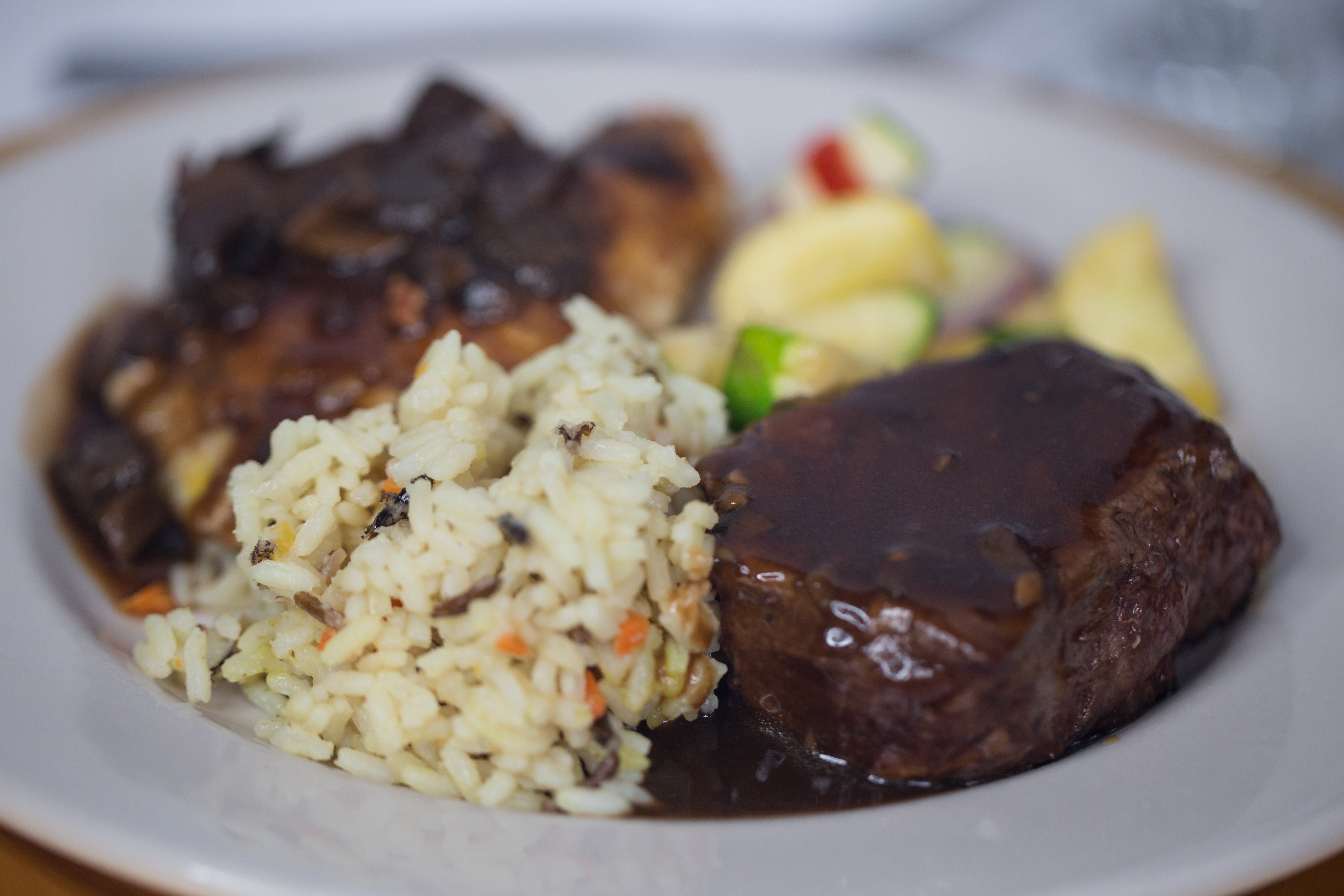 Wedding Food: Everything You Need To Know