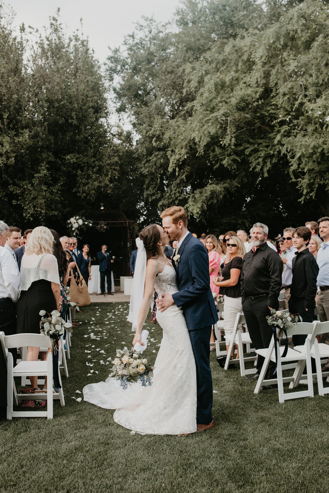 Earth Day Wedding at Stonebridge Manor: Sunny Skies & Love